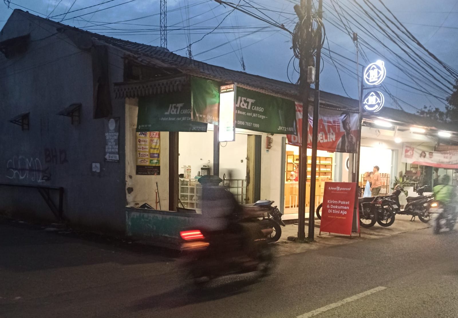 Kirim Dokumen, Paket Besar dan Motor - JNT Cargo JKT218B Jagakarsa ...